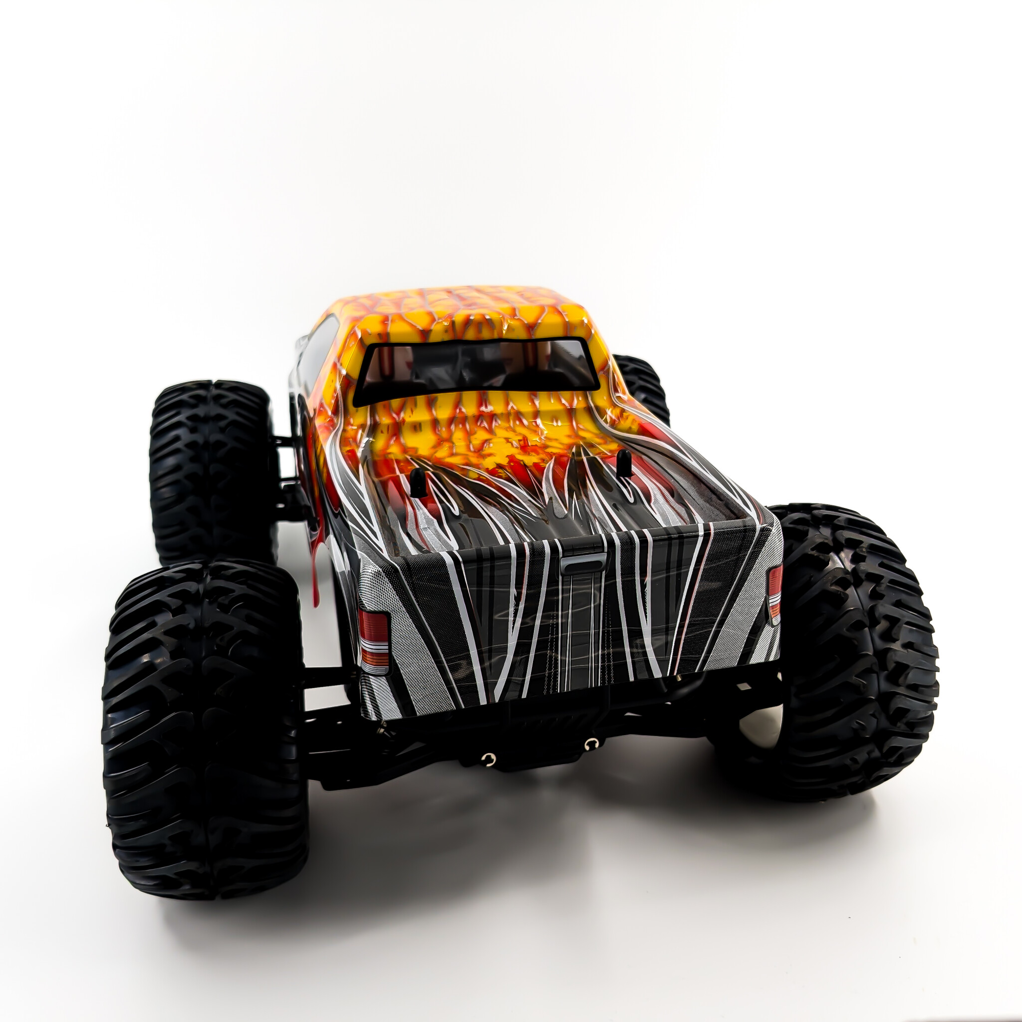 Design your own Radio Controlled TRUCK