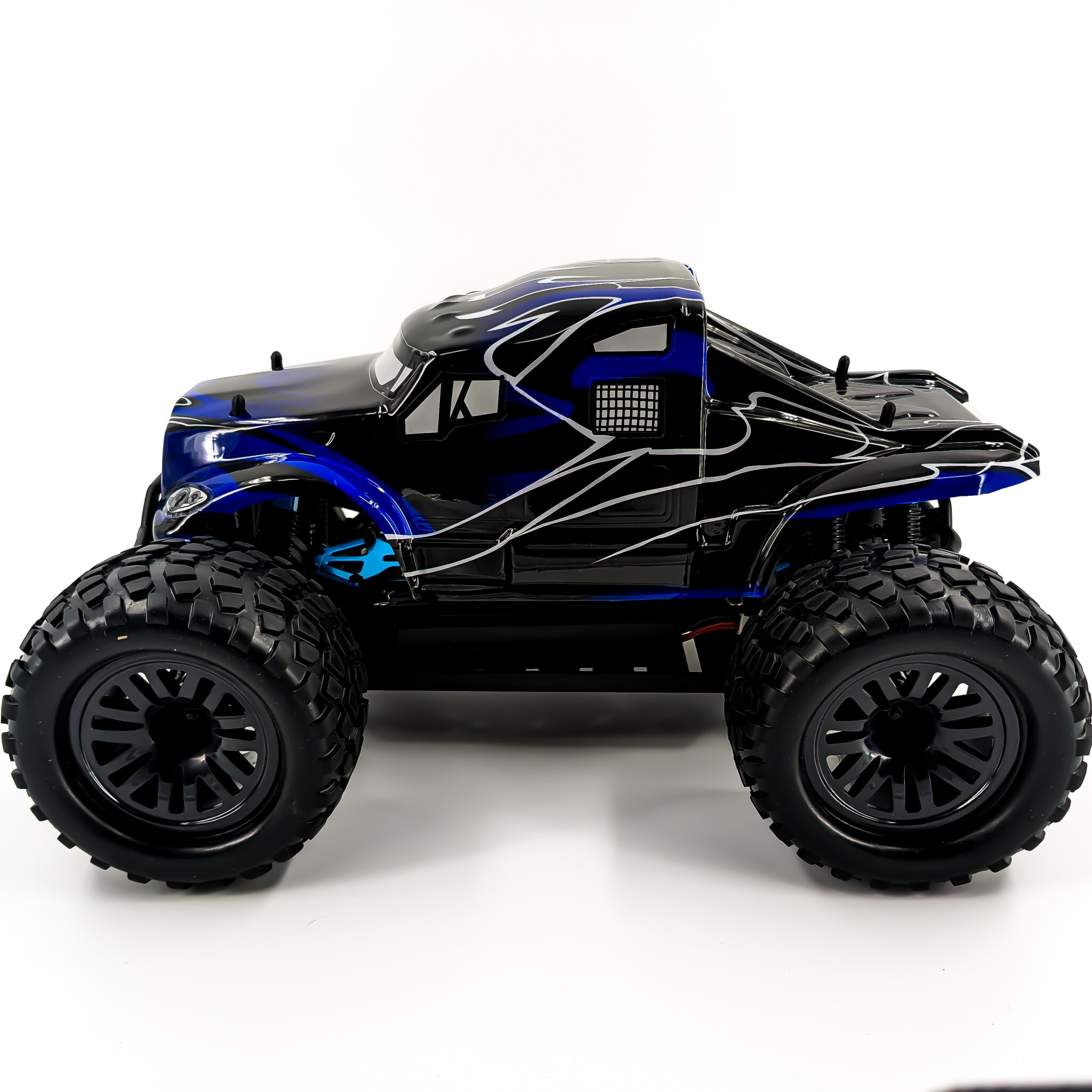 Design your own Radio Controlled TRUCK